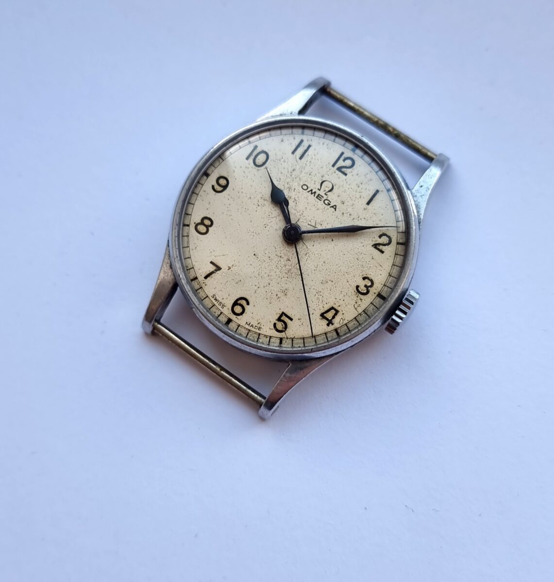 Omega 6B/159 issued to the R.A.F circa 1943. Lovely condition ...