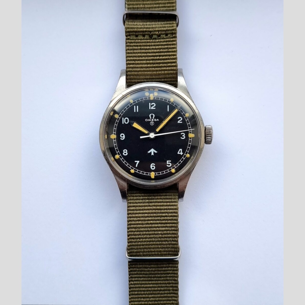 Omega 6B/542 aka ‘Fat Arrow’. Issued to the R.A.F 1953. – Century Time ...